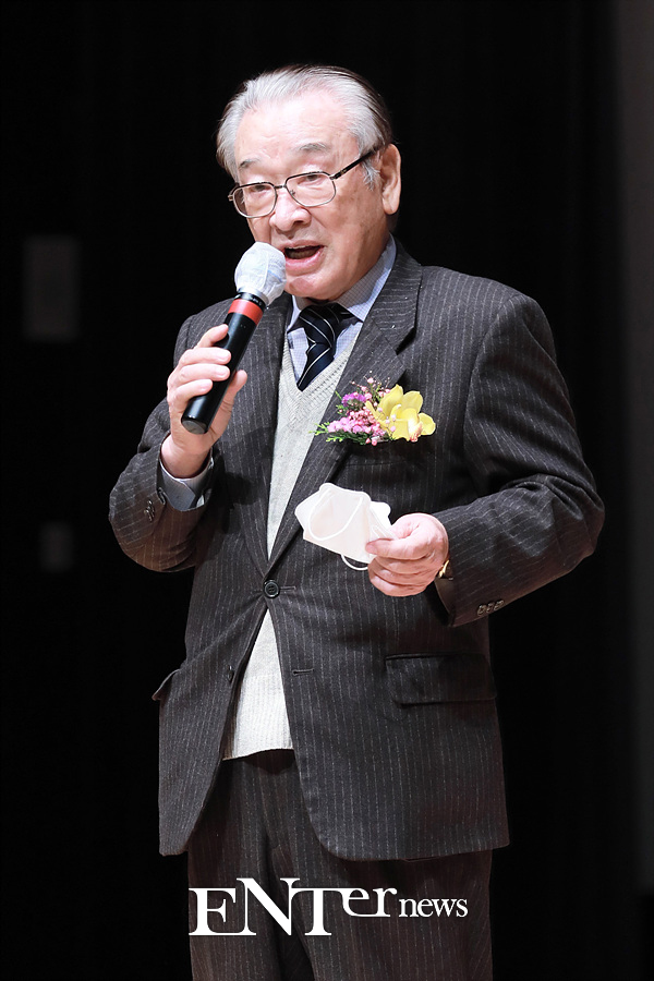 [Enter포토] 배우 이순재, '제 마지막 수상소감 같네요'(영화인의 날)